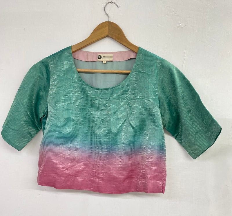 SPECIAL PRICES – Akaaro